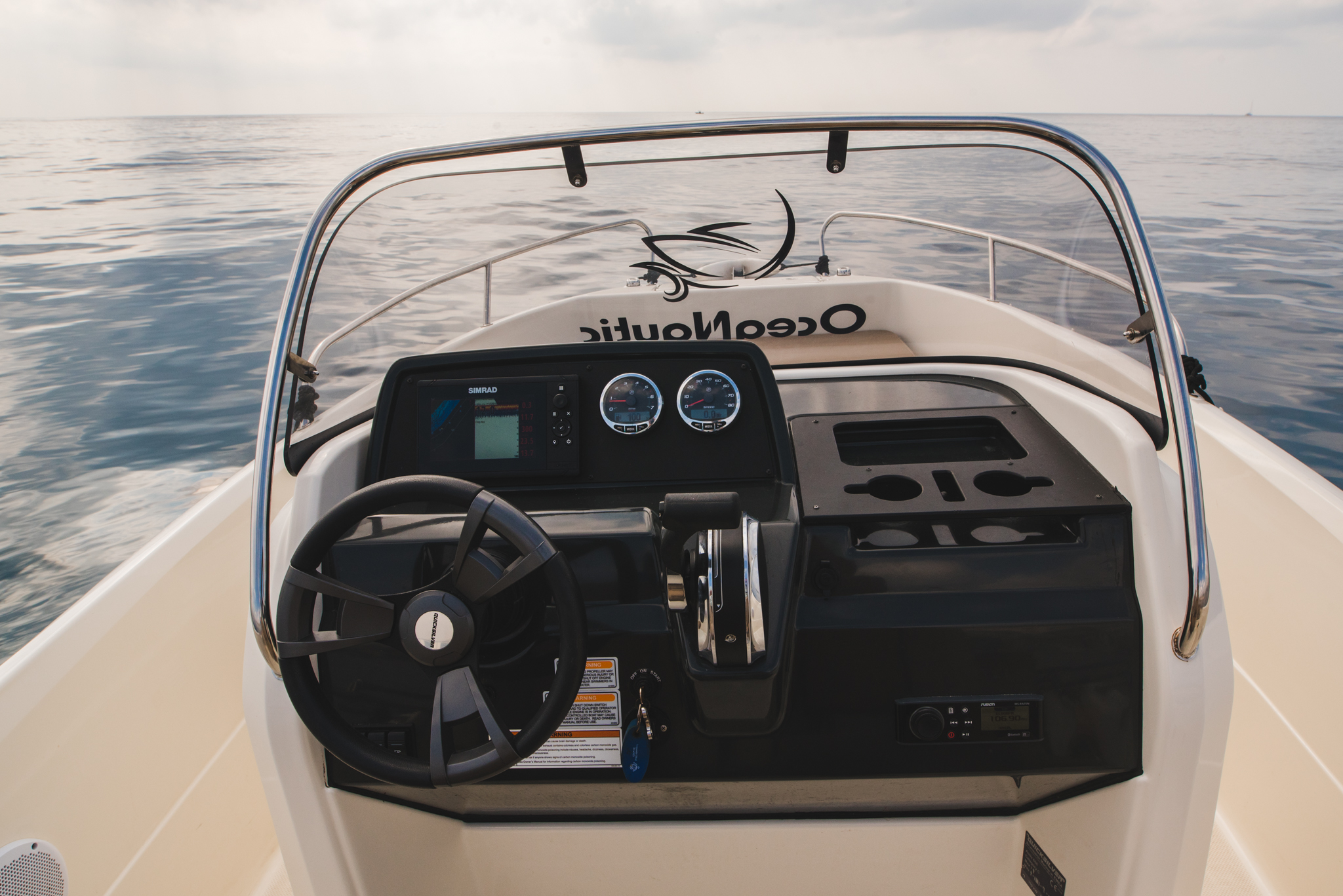 Alquiler barco Quicksilver Málaga | OceaNautic